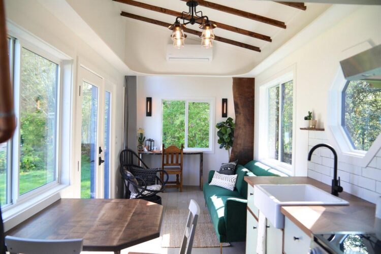 Pacific Harbor by Handcrafted Movement - Tiny Living